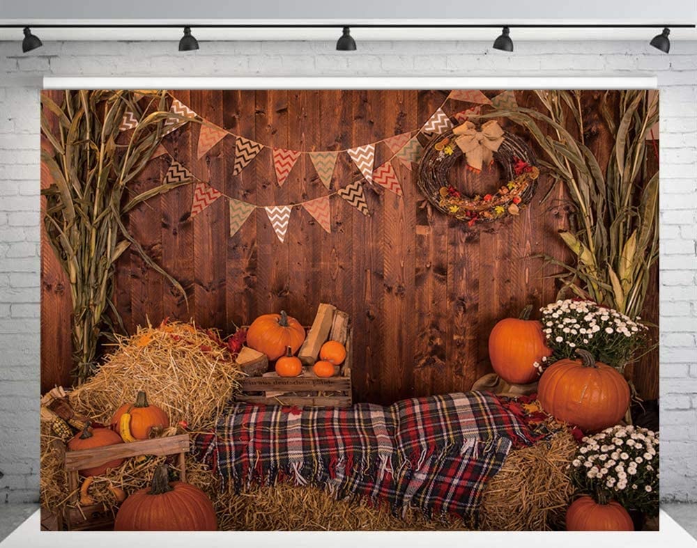 Friendsgiving Backdrops to Spice Up Your Party